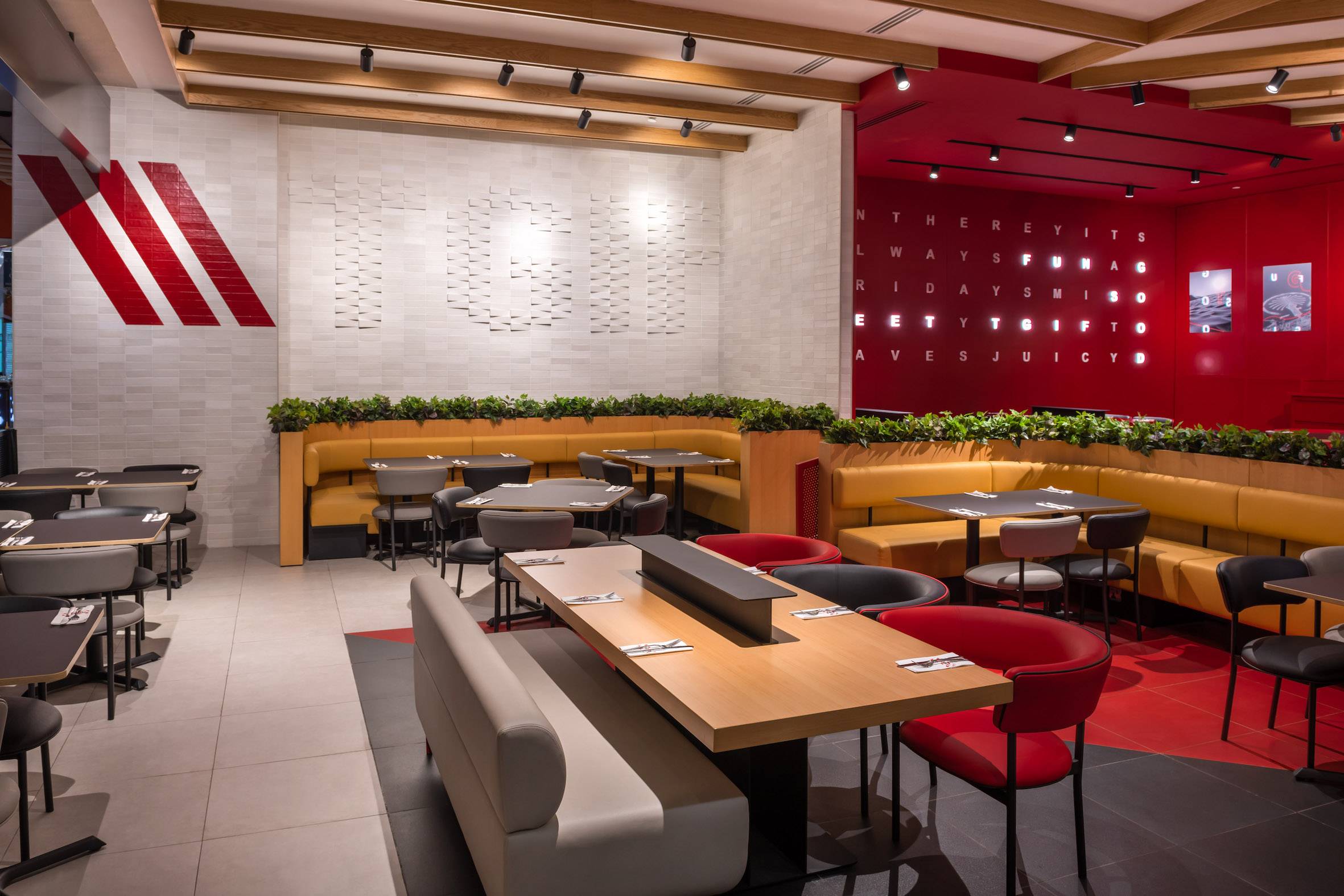 H2R Design gives TGIF outlets a new look