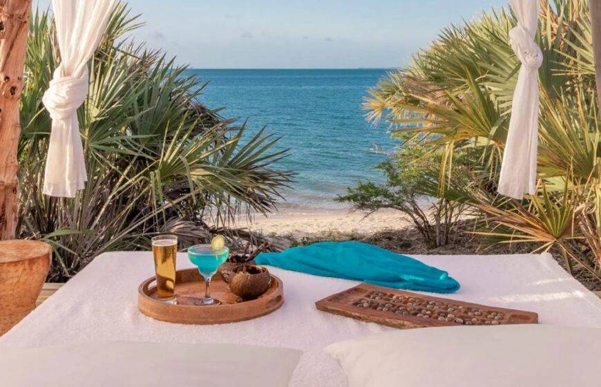 15 Awe-inspiring Luxury Beach Clubs Around The World